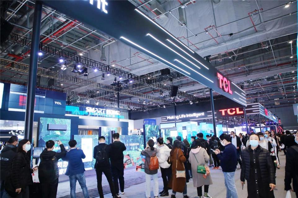 TCL众多科技产品亮相AWE——AI赋能全场景智慧家电